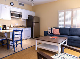 Fort Myers Beach Resorts | Pink Shell Beach Resort & Marina